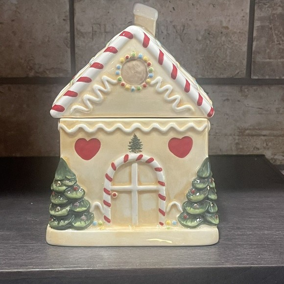 Spode | Holiday | Spode Christmas Tree Gingerbread House Candy Jar Wlid ...